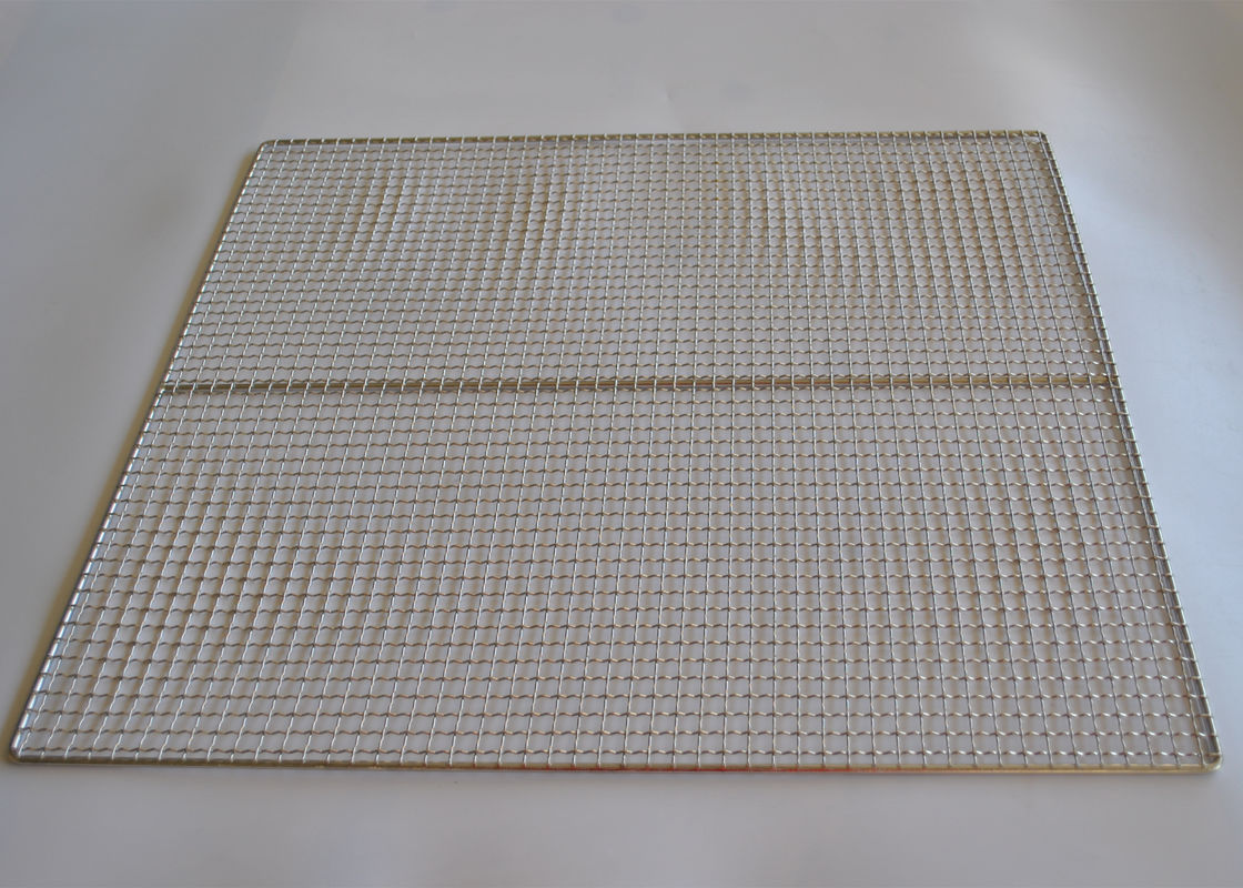 Custom Size SS304 SS316 Wire Mesh Baking Tray For Meat Roasting