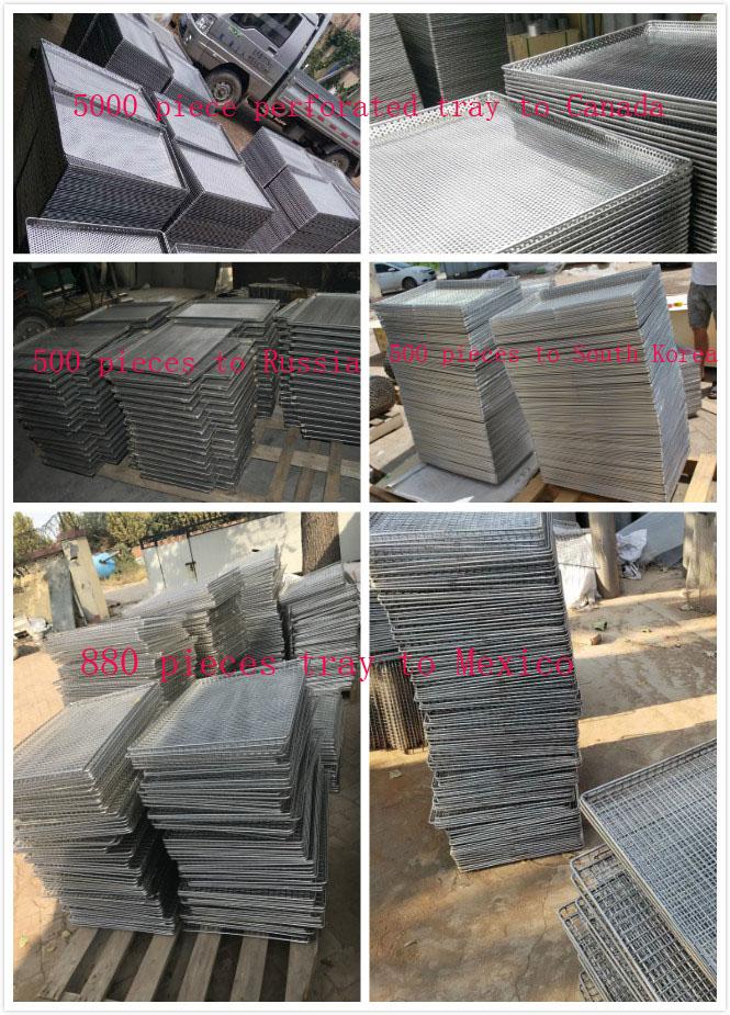 Perforated Rectangular Baking Tray , Commercial Bakery Equipment Cake Pans